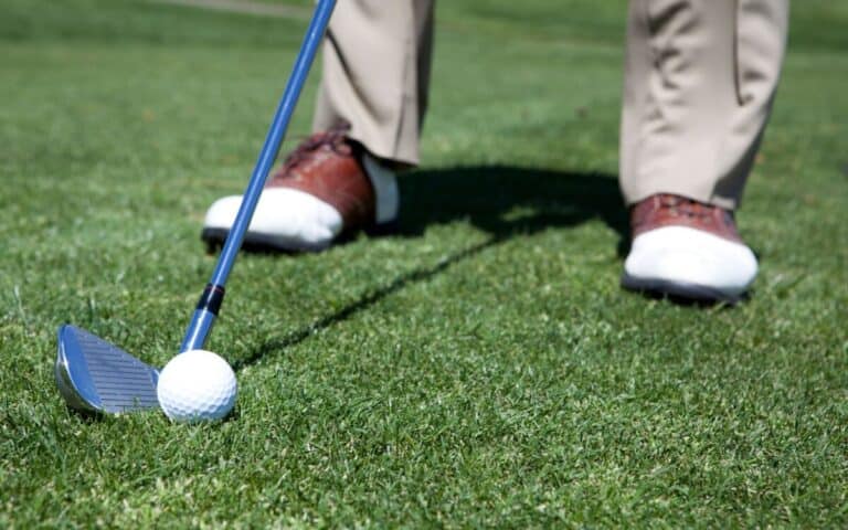 Setting Up a Golf Chipping Practice Area in Your Backyard – BackYardWay