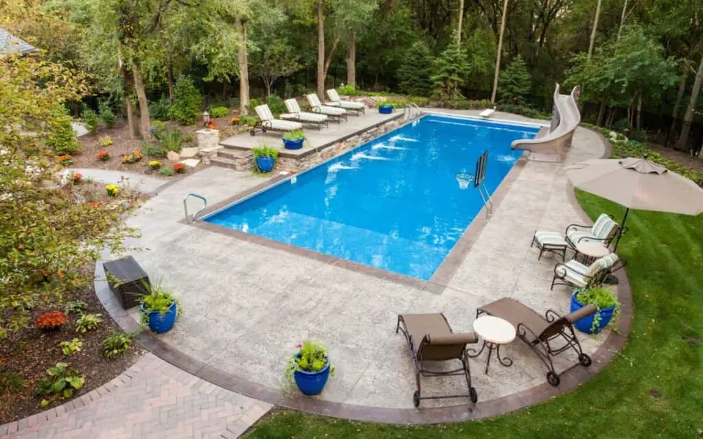 Backyard Pool Sizes: What You Need to Know – BackYardWay